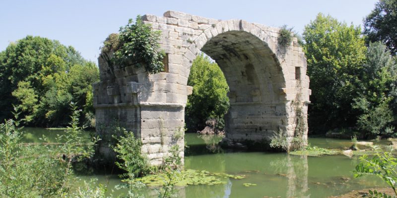 Historical walk to the archaeological site of Ambrussum - La Ramoneta