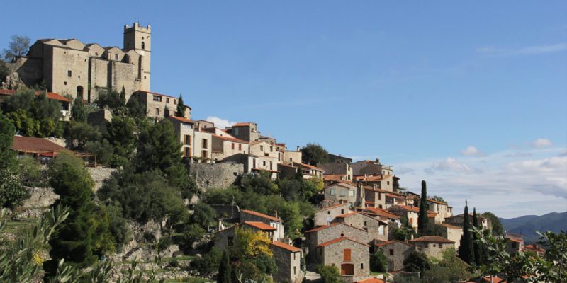 Exploring the picturesque village of Eus - La Ramoneta